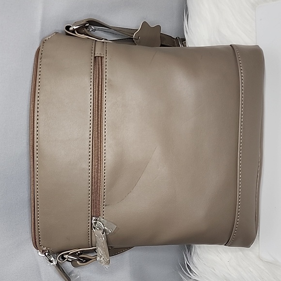 Giani Bernini | Bags | Giani Bernini Nappa Leather Venice Crossbody New ...